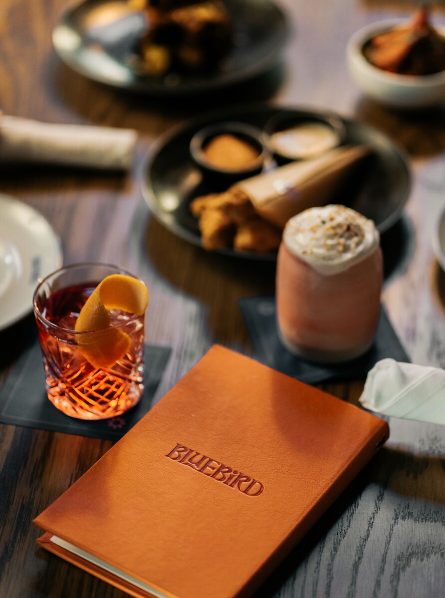 10 Enchanting Restaurants for Romance in Banff and Lake Louise This ...