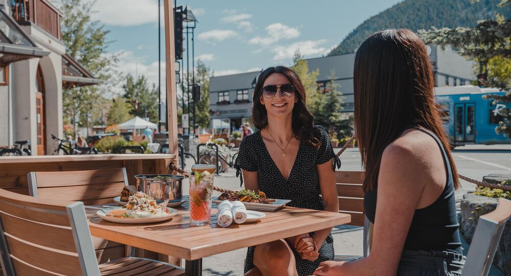 The Maple Leaf Steak & Seafood | Banff & Lake Louise Tourism