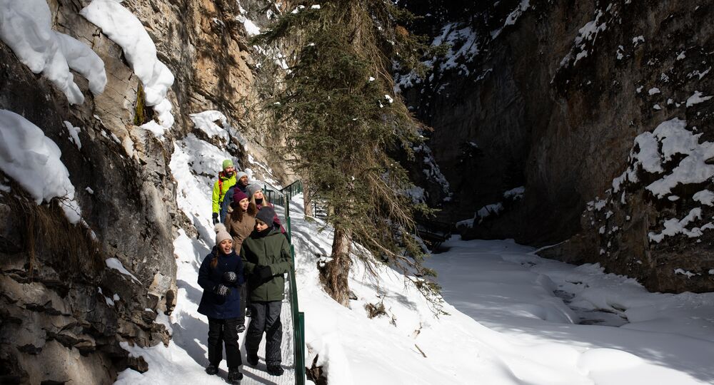 Guided Ice Walk Tour | Banff & Lake Louise Tourism