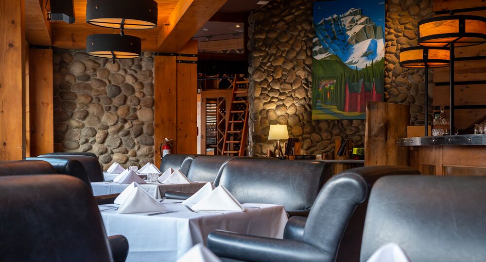 The Maple Leaf Steak & Seafood | Banff & Lake Louise Tourism