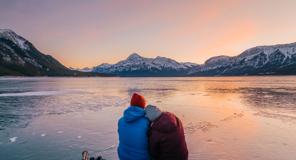 Ice Bubbles and Heli Tour | Banff & Lake Louise Tourism