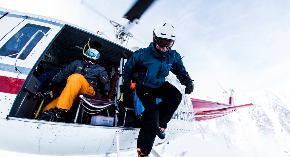 Heli-Skiing & Backcountry | Banff & Lake Louise Tourism