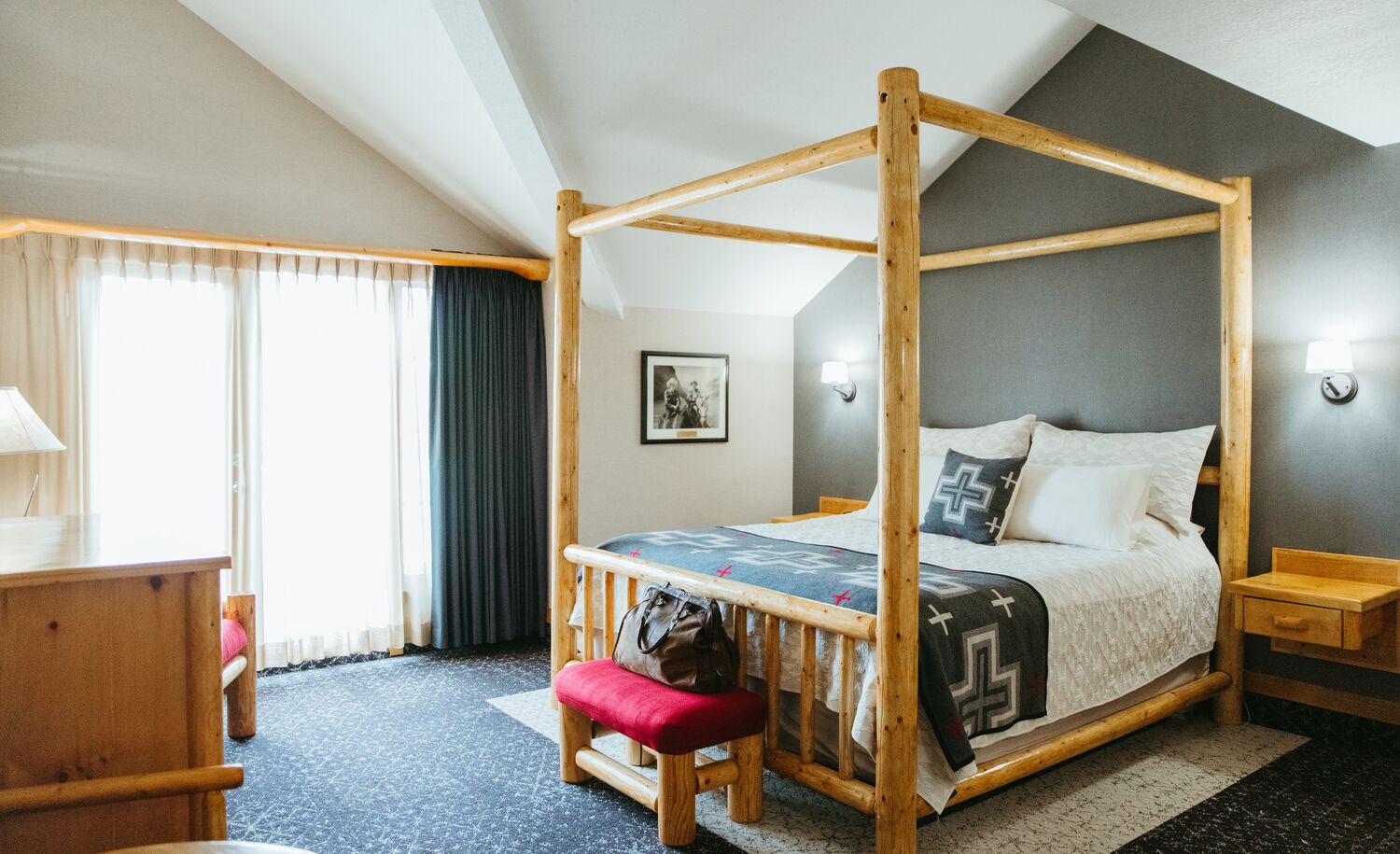 Banff’s Caribou Street: Restaurants, Shops and Hotels Open During Construction | Banff & Lake ...