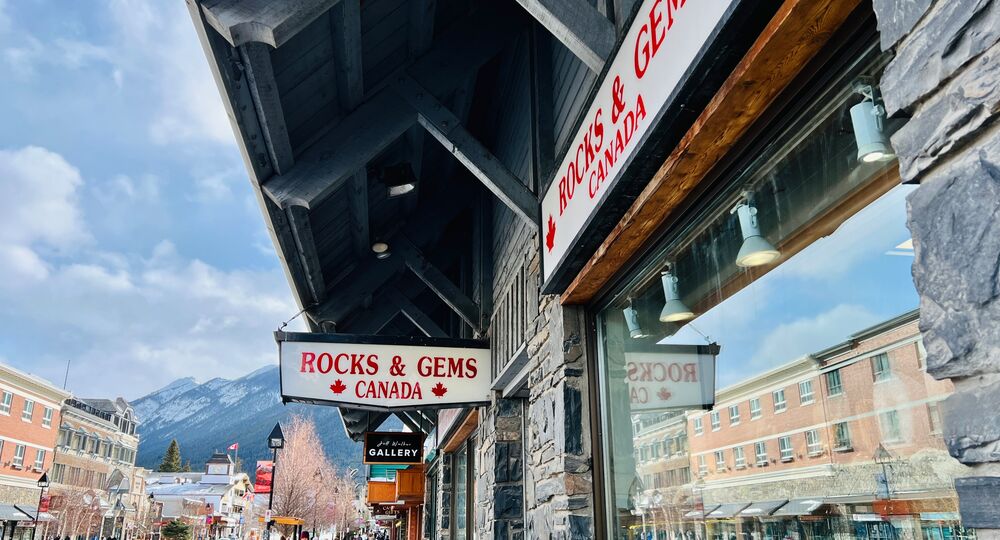 Rocks & Gems Canada | Banff & Lake Louise Tourism